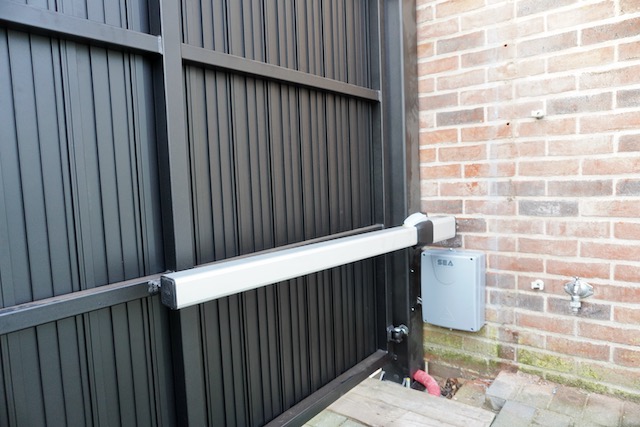 Sea half tank 390 motor